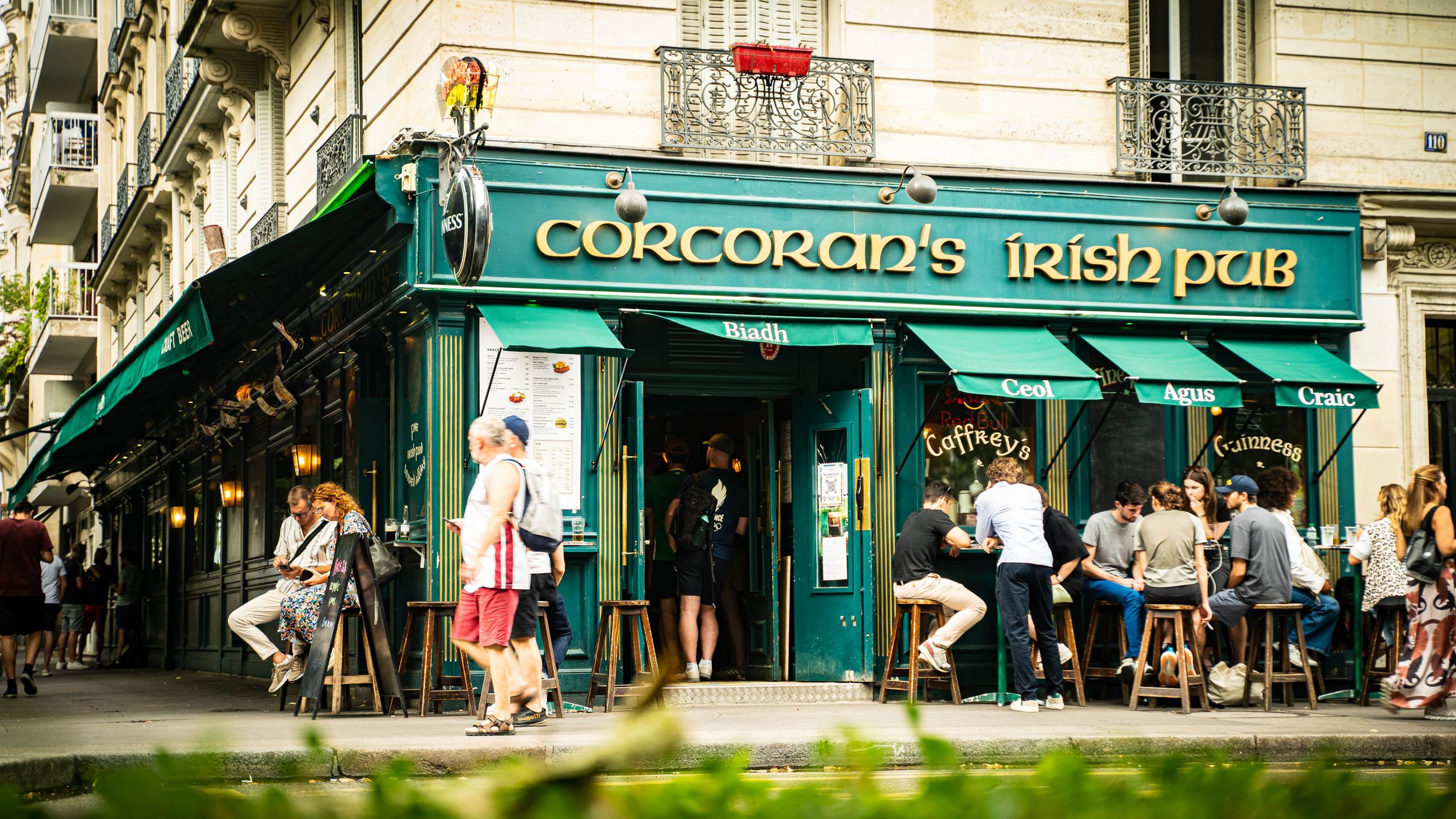 Corcoran's Irish Pubs Clichy - Ireland in the Heart of Paris